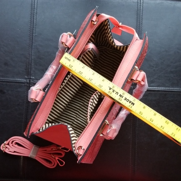 Diophy | Bags | Salmon Faux Gator Purse | Poshmark